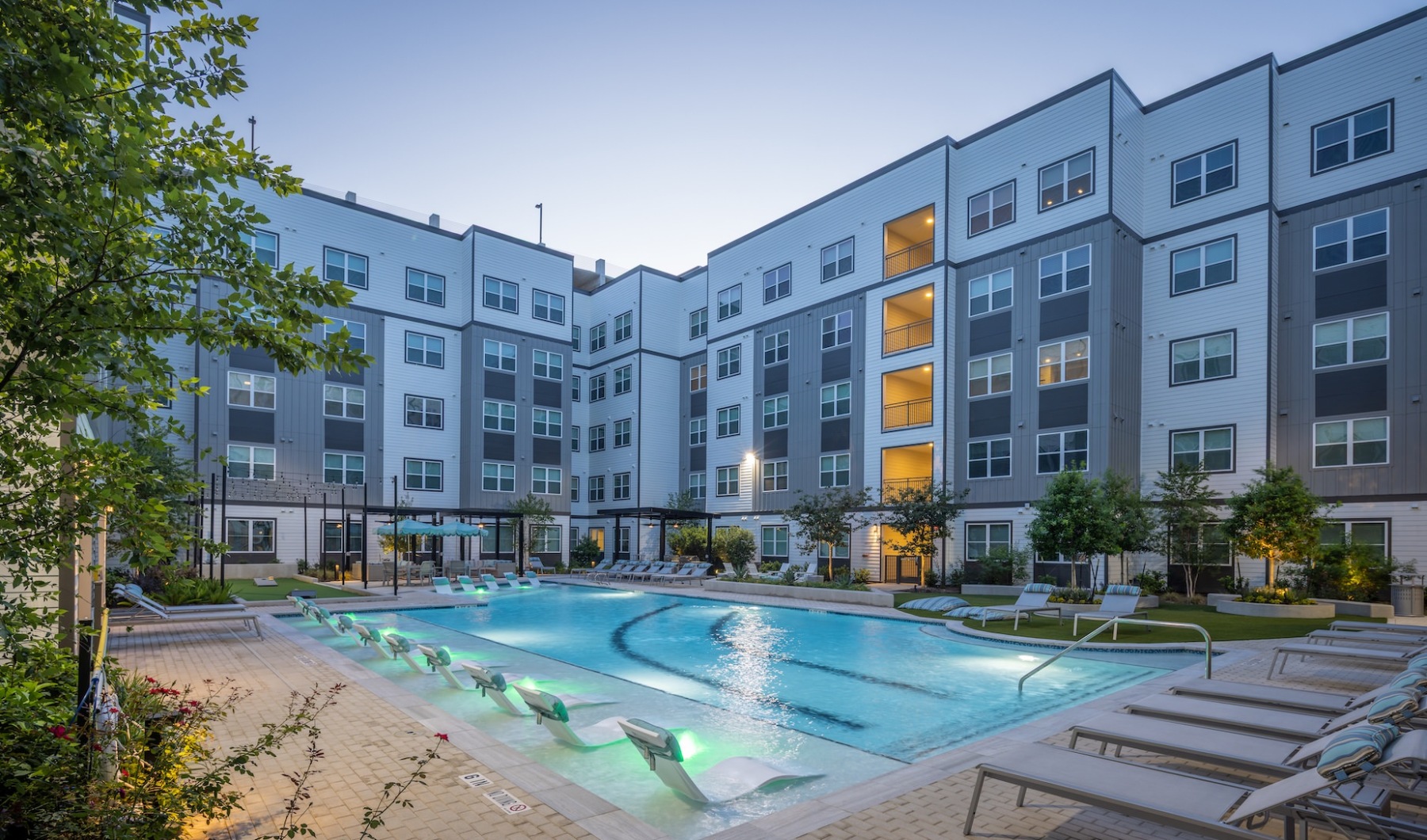 Broadstone Oliver | Modern Apartments in Houston